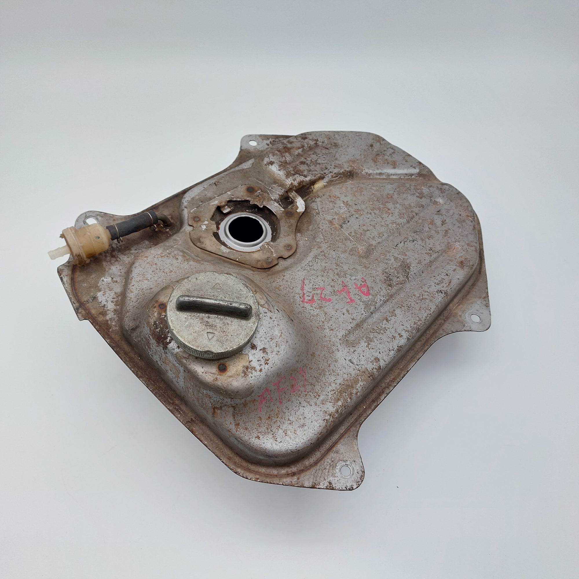 Honda Dio AF27 AF28 Fuel Tank – SCOOTWORX