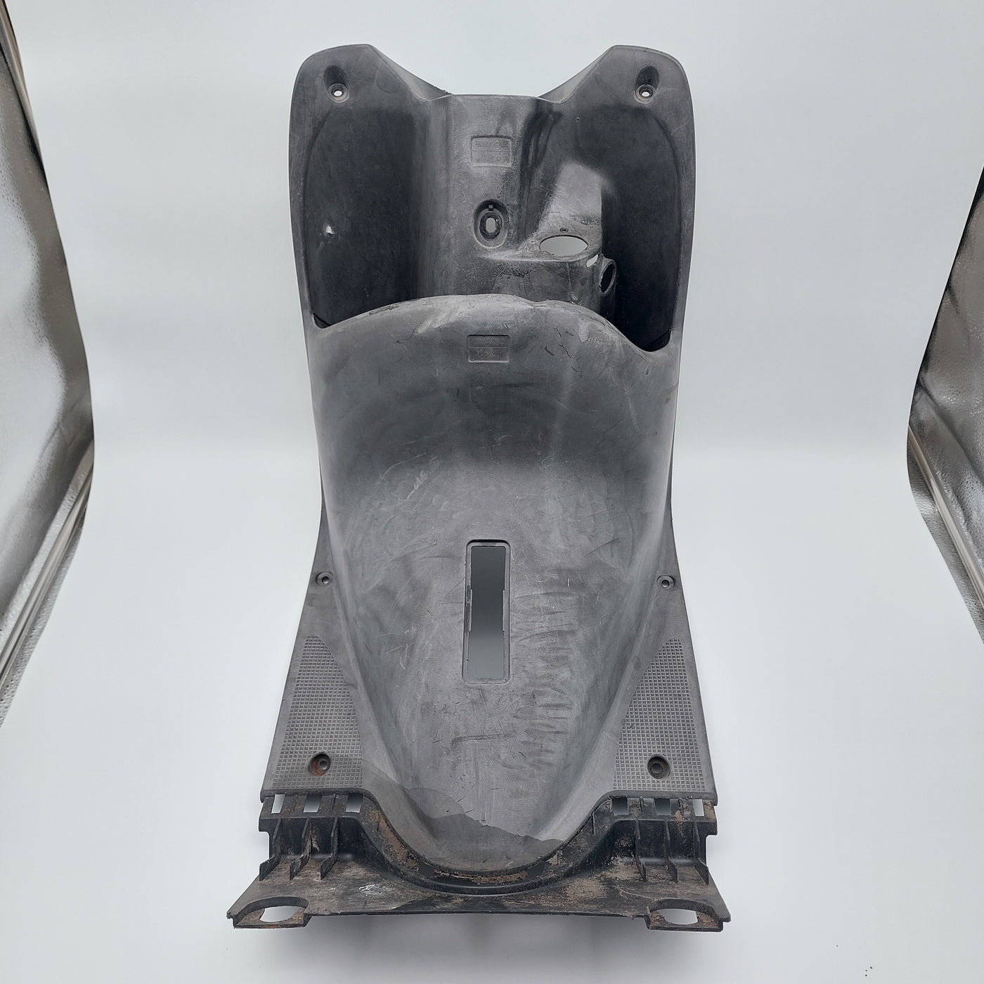 Yamaha Jog CV50 Inner Leg Shield Panel – SCOOTWORX